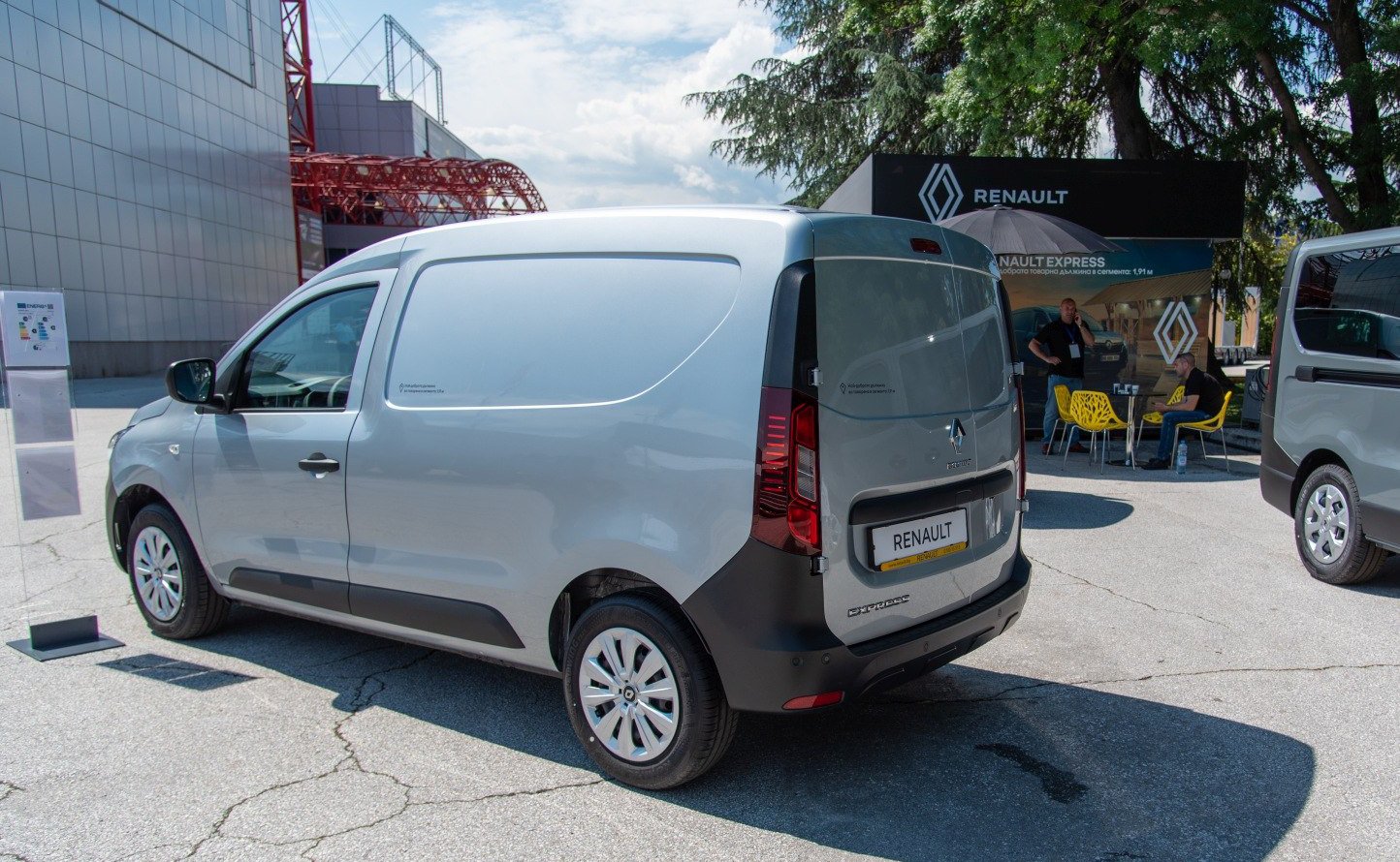 Renault Express technical specifications and fuel economy